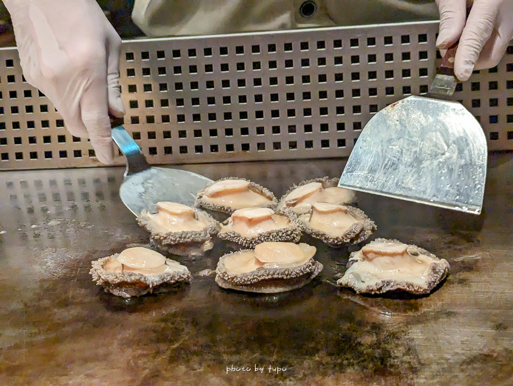 台北最高景觀Buffet「饗 A Joy」吃到飽這幾樣必吃！烤帝王蟹.龍蝦.干貝.海膽手捲.龍蝦粥.和牛壽司 @小腹婆大世界