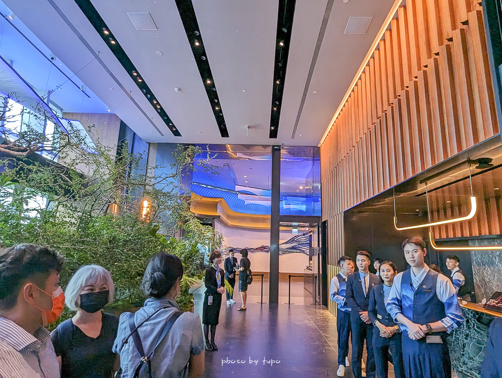 台北最高景觀Buffet「饗 A Joy」吃到飽這幾樣必吃！烤帝王蟹.龍蝦.干貝.海膽手捲.龍蝦粥.和牛壽司 @小腹婆大世界