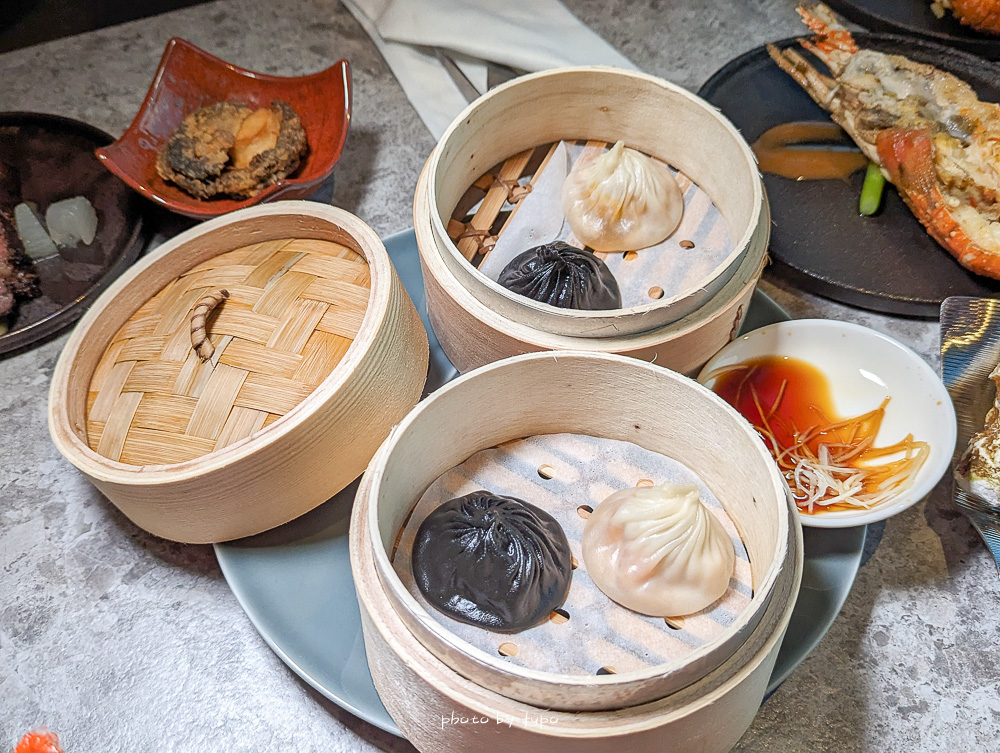 台北最高景觀Buffet「饗 A Joy」吃到飽這幾樣必吃！烤帝王蟹.龍蝦.干貝.海膽手捲.龍蝦粥.和牛壽司 @小腹婆大世界