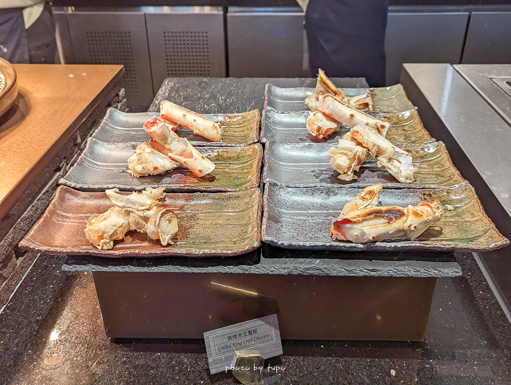 台北最高景觀Buffet「饗 A Joy」吃到飽這幾樣必吃！烤帝王蟹.龍蝦.干貝.海膽手捲.龍蝦粥.和牛壽司 @小腹婆大世界
